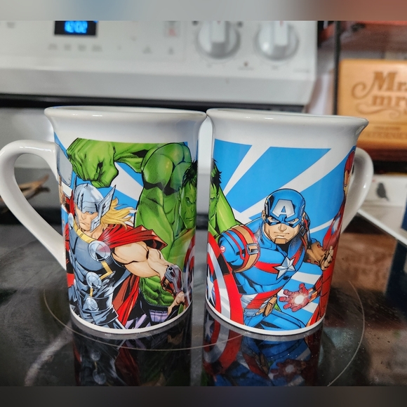 Marvel | Dining | Marvel Avengers Ceramic Mug Set Of 2 28 Nwt | Poshmark
